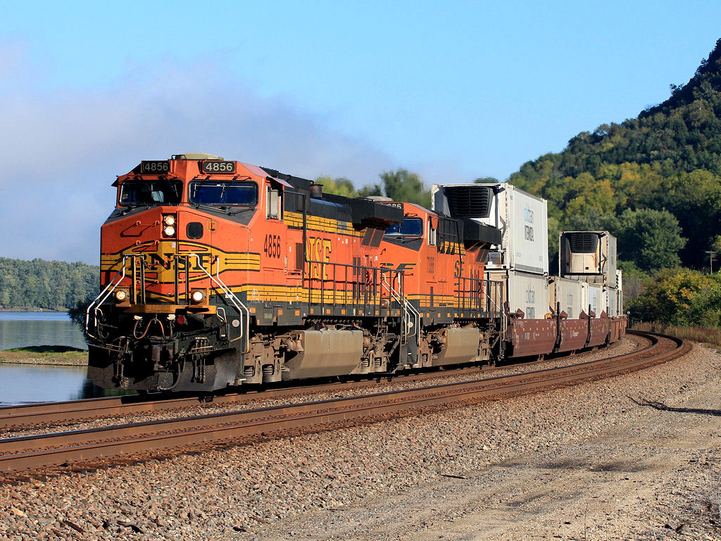 BNSF 4856